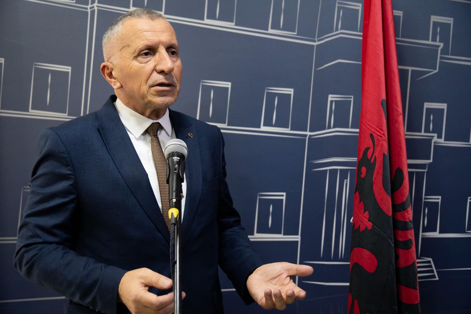 Kamberi i propozon Qeverisë së Serbisë formimin e “Fondit të veçantë ...